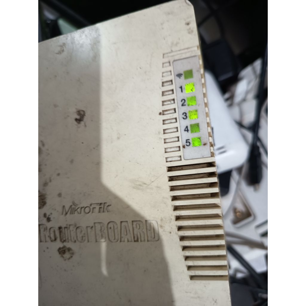MIKROTIK Microtic router rb951g - เสียหาย 2hnd | Shopee Thailand