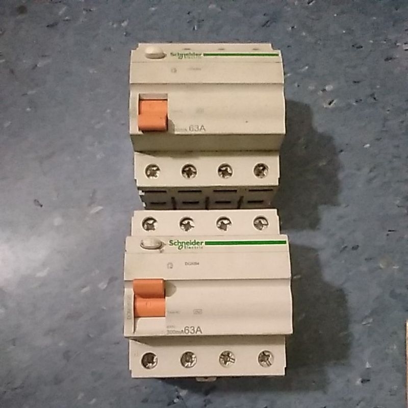 Schneider ElCB/RCCB Domae 4P 63A 300mA | Shopee Thailand