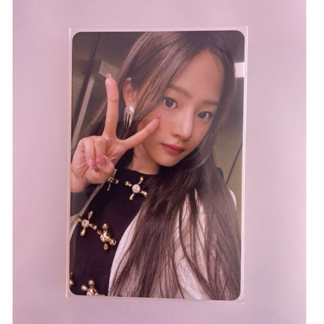 Minji PHOTOCARD NEW JEANS GET UP OFFICIAL | Shopee Thailand