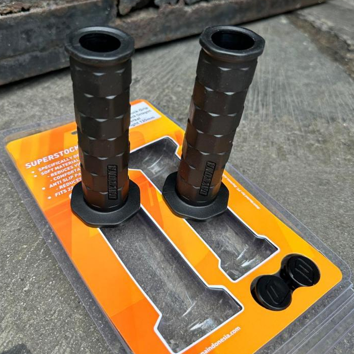 ปลอกแฮนด์ DAYTONA ORIGINAL SUPERSTOCK OCTAGON MATERIAL ยางเต็ม ...