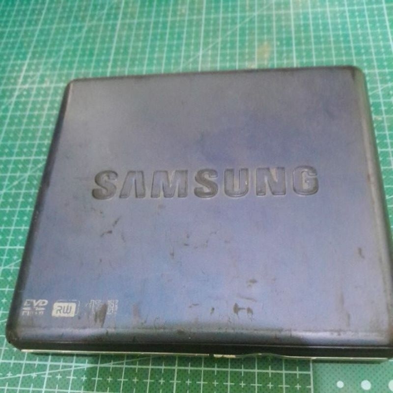 Samsung REGAN 5 VOLT WRITER DVD EXTERNAL ACCORDING TO THE PHOTO ...