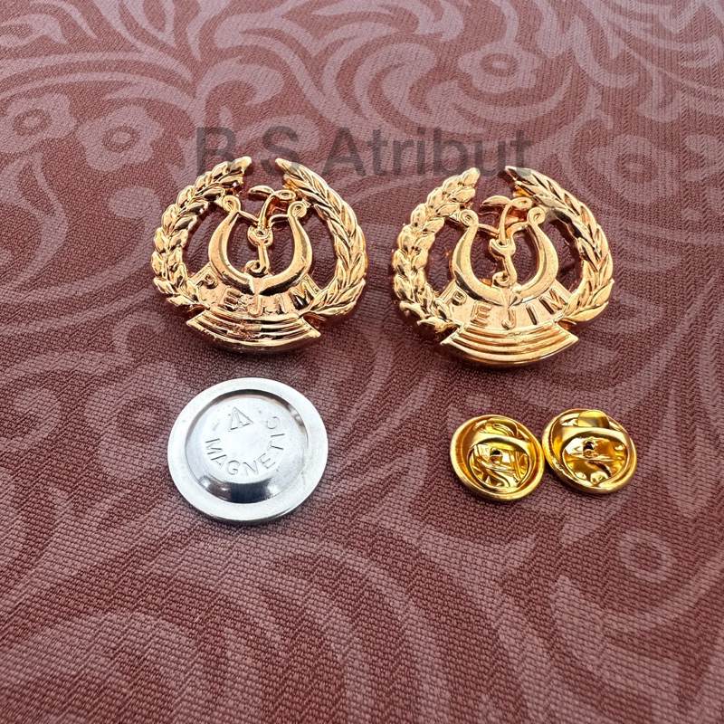 พิน Pejim Pin อย่างเป็นทางการของ Immigration พรีเมี่ยม | Shopee Thailand