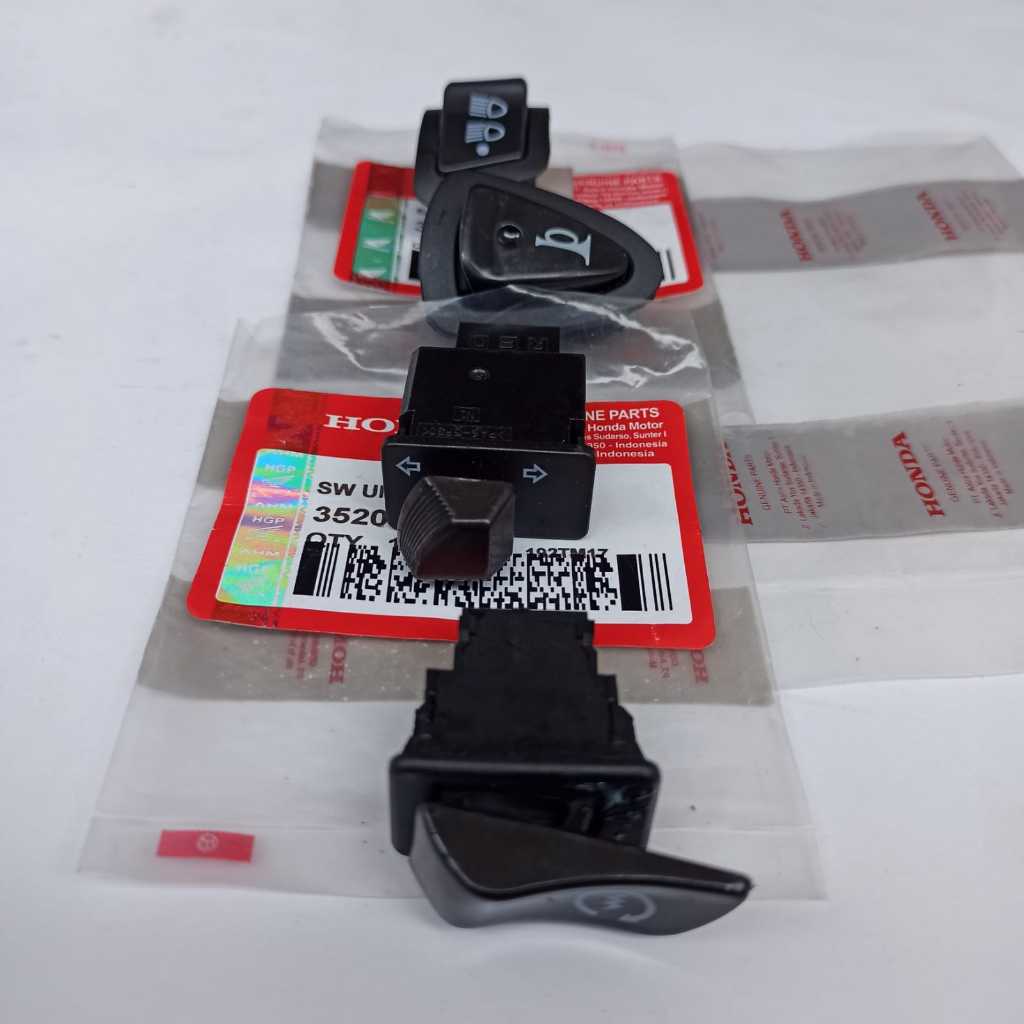 Tombol ปุ่ม/สวิตซ์ไฟ 1 ชุด honda beat/vario/spacy/revo f1/supa x 125 f1 ...