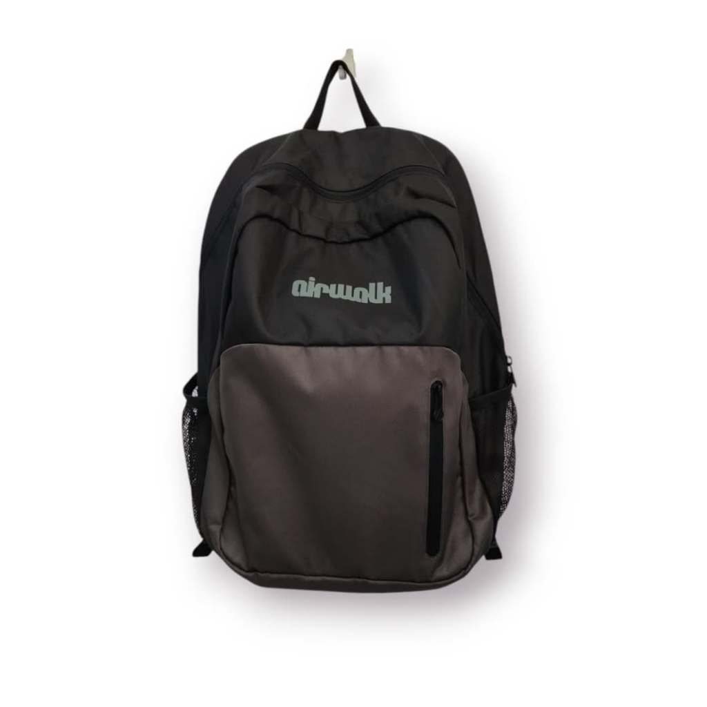 กระเป๋าเป้ผู้หญิง Airwalk Carvo Backpack Black Grey original BNWT ...