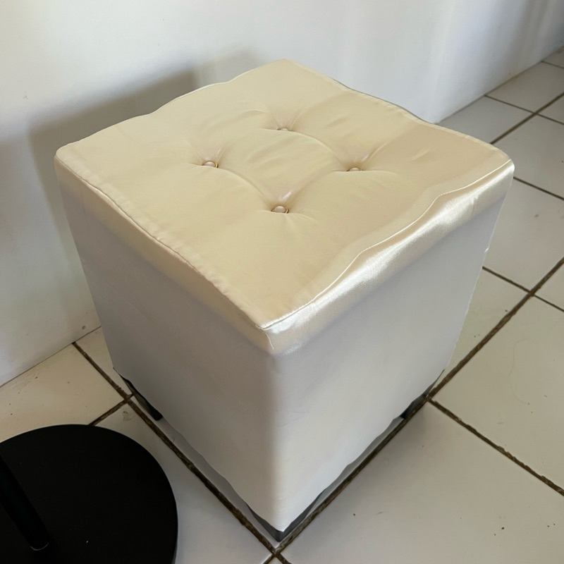 PUTIH Aesthetic Satin White Square Stool Chair สูง 40 ซม. | Shopee Thailand