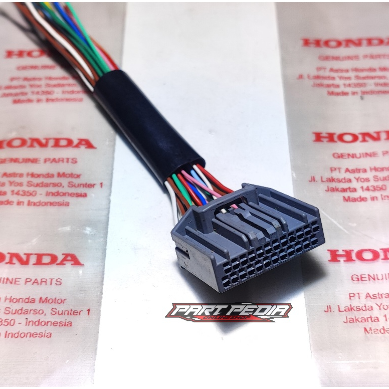 Speedometer ซ็อกเก็ตสาย Speedometer pin 24 honda cbr 150r ใหม่ cbr150r ...