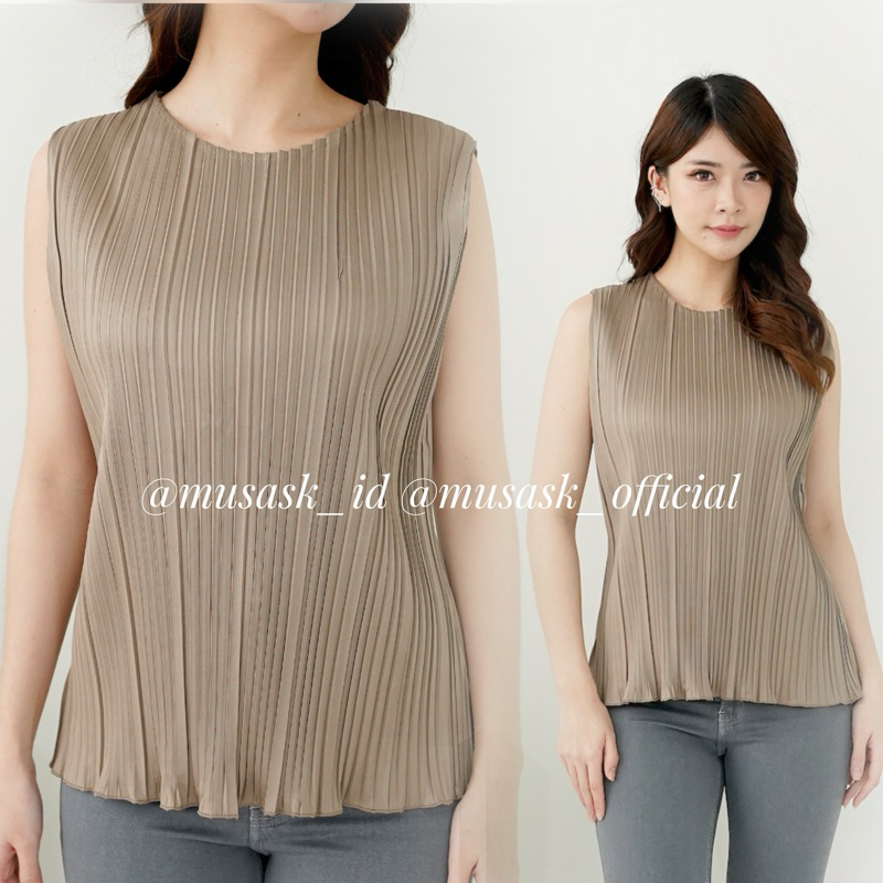 Yukensi Plisket Centi Wavy / Plisset Top Buntung Centi Wavy / A05 ...