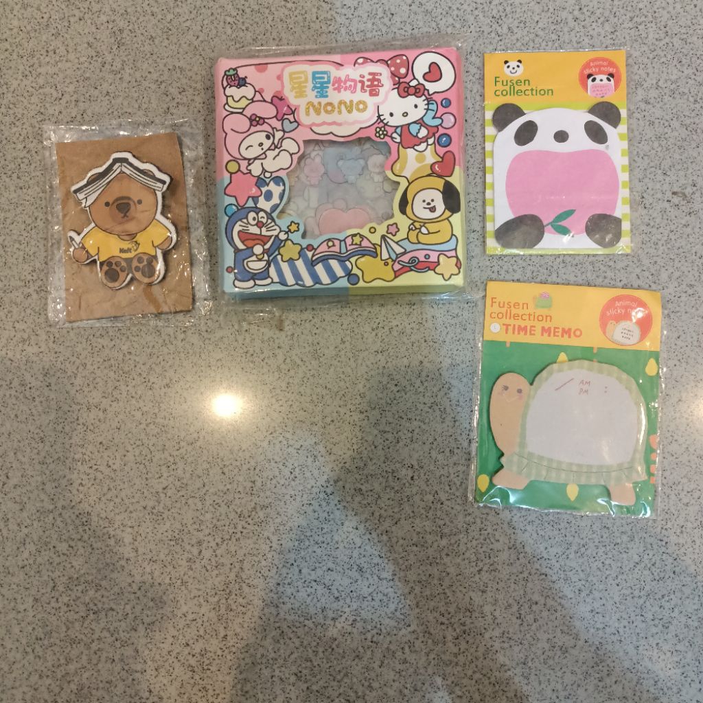 Nono mini กล่องสติ๊กเกอร์พร้อม Hello kitty doraemon my melody BTS notep ...