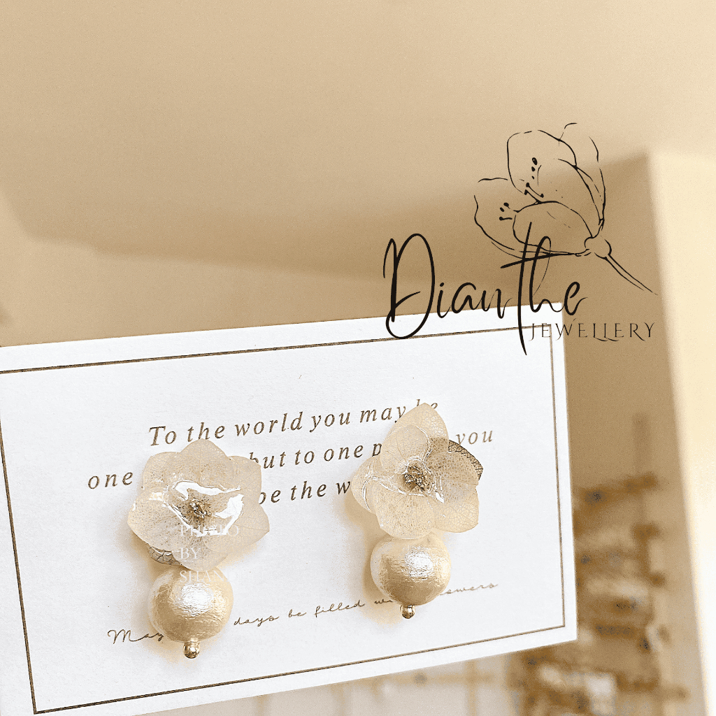 84 - ต่างหู Nova - ต่างหูเรซินดอกไม้ - ต่างหูดอกไม้ดั้งเดิม- Dianthe ...