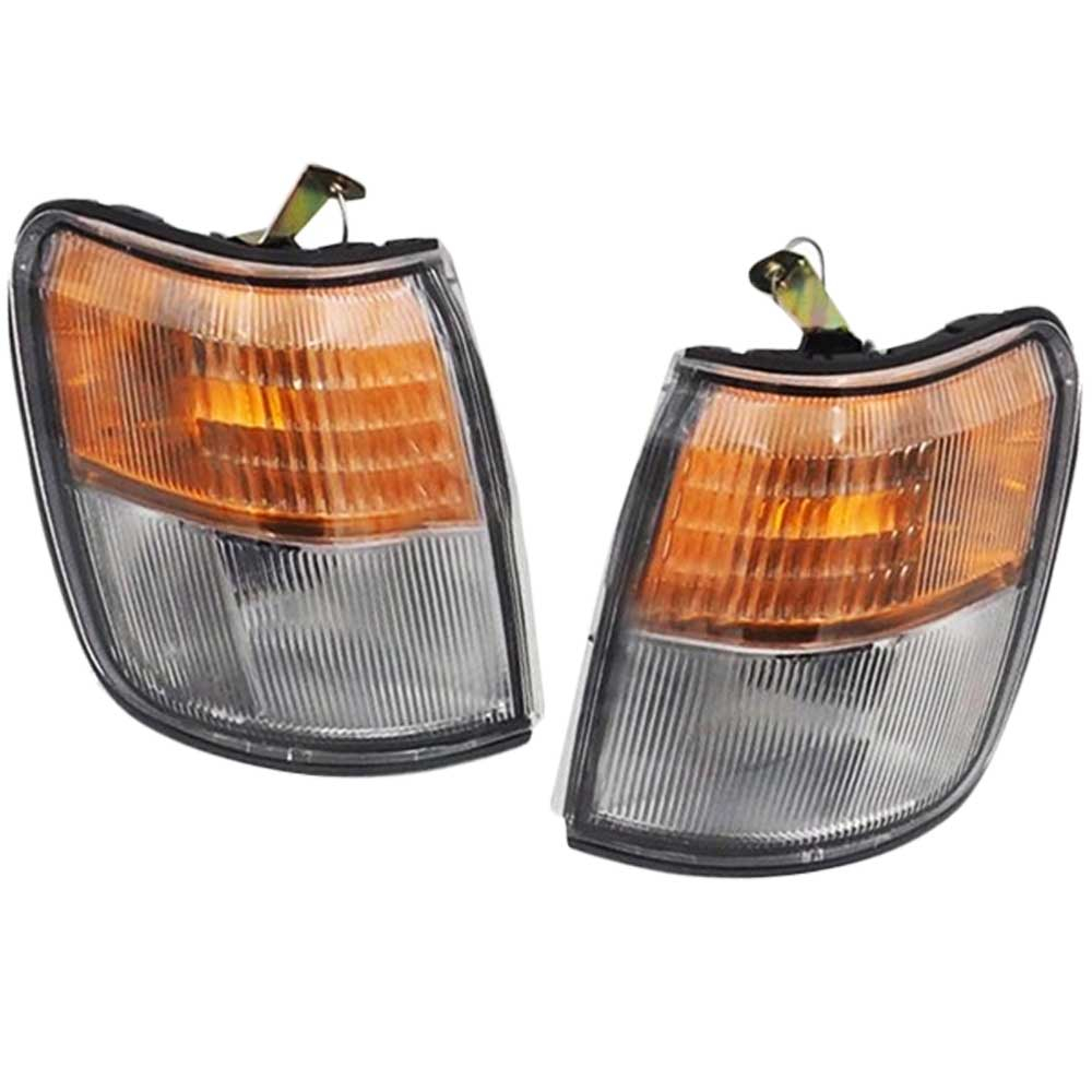 [ข้อเสนอ] Mitsubishi Pajero SJ45 V24 V31 V32 V34 V44 V46 V-BODY ไฟหน้า ไฟมุม ไฟสัญญาณ (เลนส์ใส ...