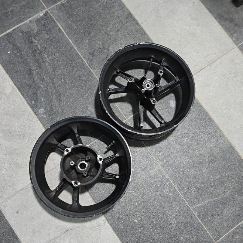 Yamaha NMAX - 155 V1 SPORT RIM MOTOR (ใช้แล้ว) DEPAN & BELAKANG ...