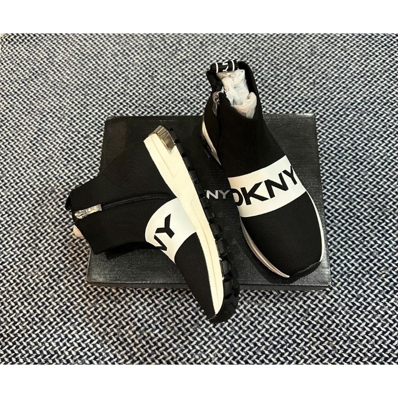 DKNY Women Mace Slip On Logo Sneaker US6.5/UK4/EU37/23cm | Shopee Thailand