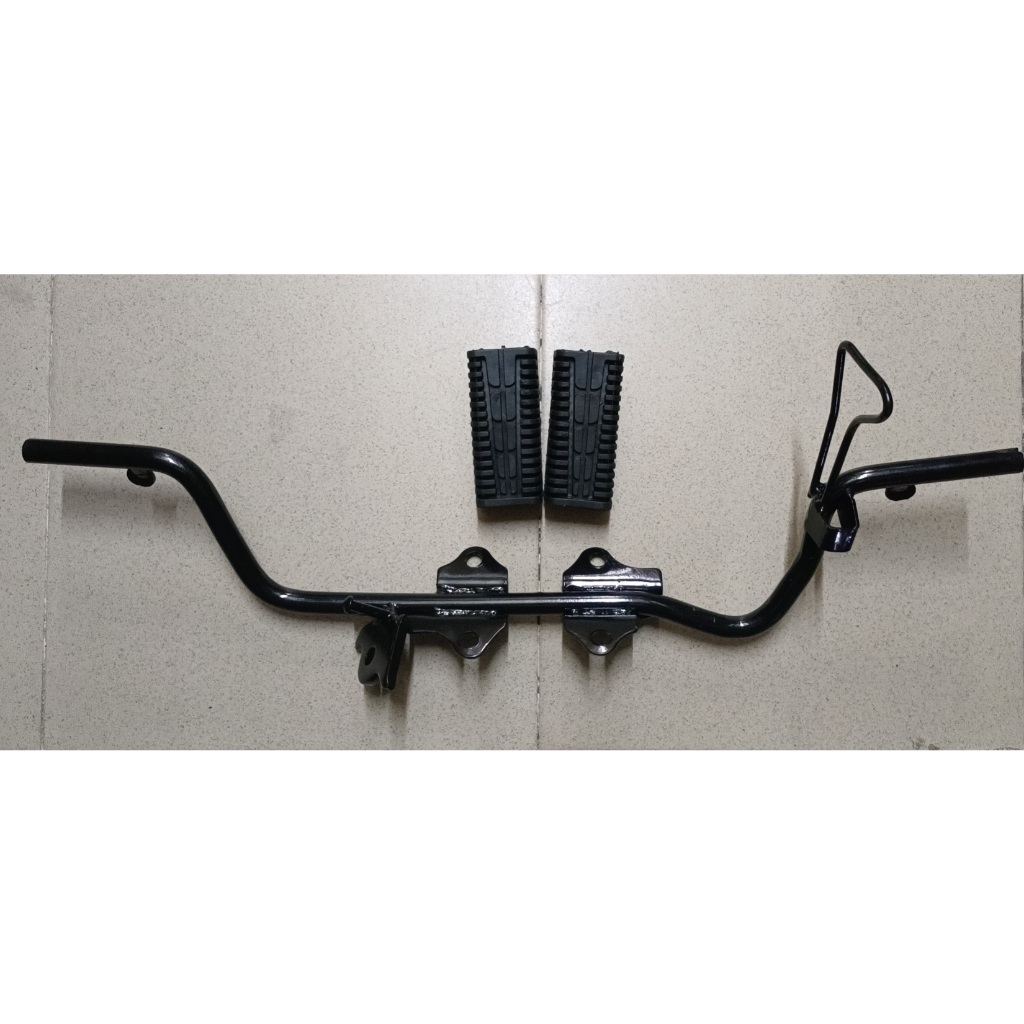ที่พักเท้าหน้า พร้อมยาง สําหรับ YAMAHA LC135 4SPEED 4S V1 V2V3 V4 V5 V6 ...