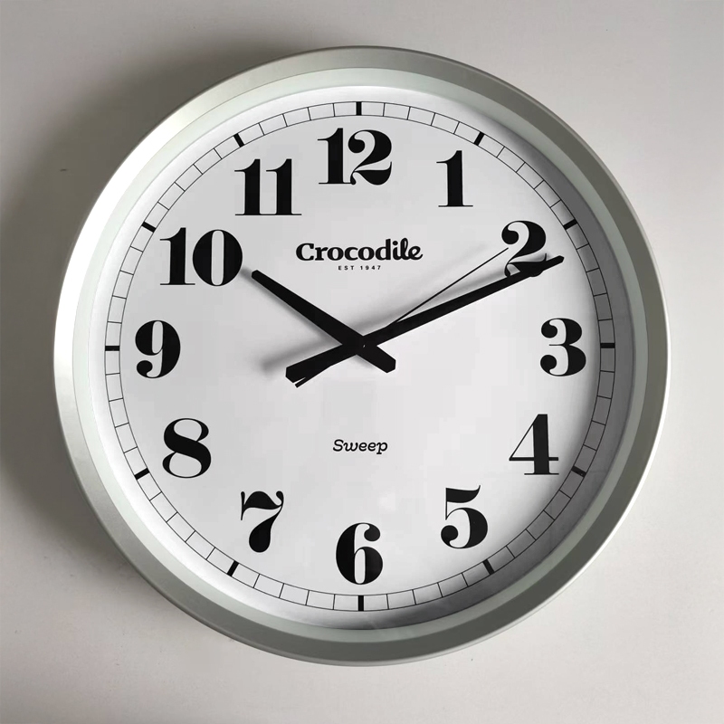 จระเข้ 44.8 x 5 ซม. Sweep Movement No Tick Tock Noise Round Shape Roman ...