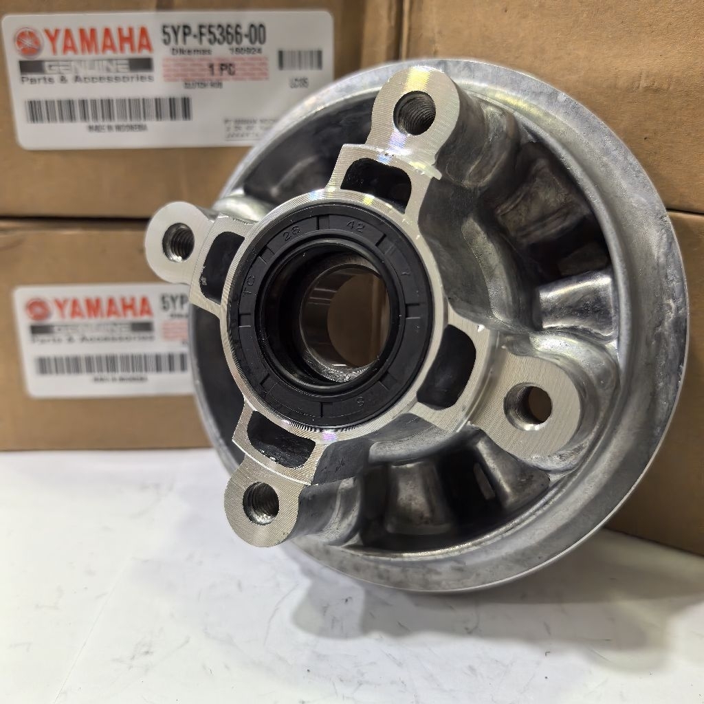 YAMAHA LC135 4S REAR SPROCKET HUB CLUTCH HUB - (ซีล INCLUDE /BEARING ...