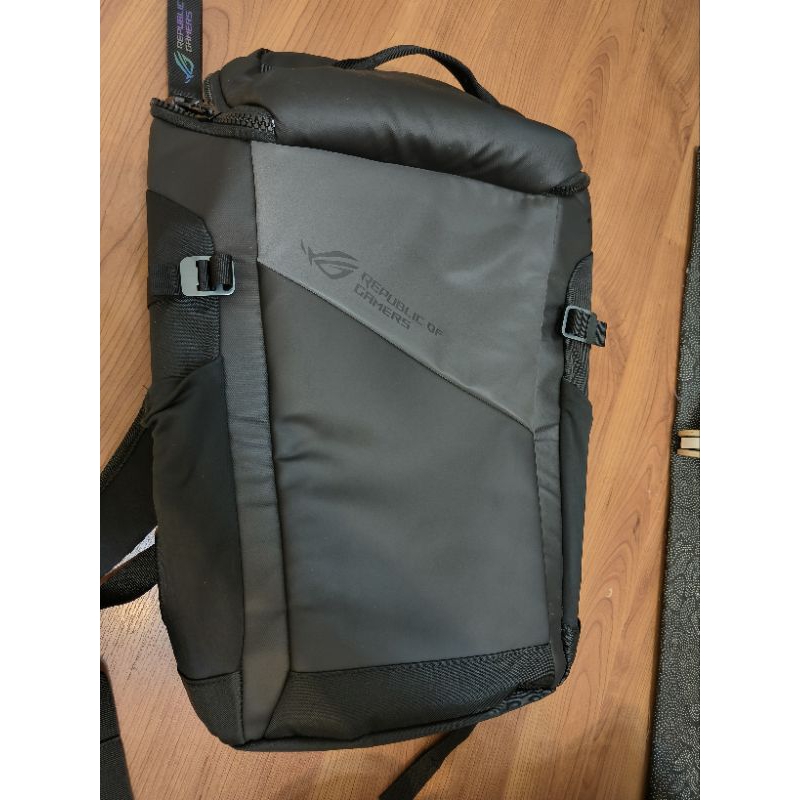 กระเป๋าเกมมิ่ง Asus ROG Ranger BP 2701 (Demo) | Shopee Thailand