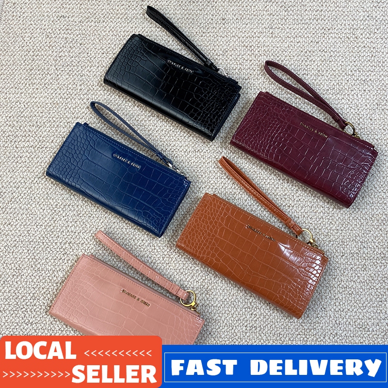 Wristlet Handle wallet กระเป๋าซิปยาว กระเป๋าสายคล้องข้อมือ มาพร้อมช่อง ...