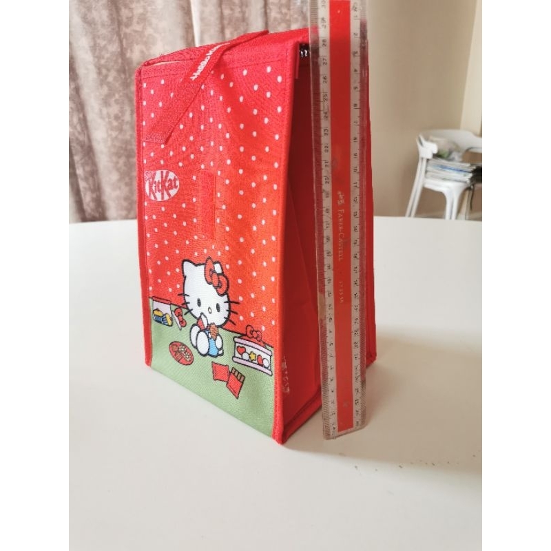 Kit Kat กระเป๋าเก็บความเย็น Hello Kitty | Shopee Thailand