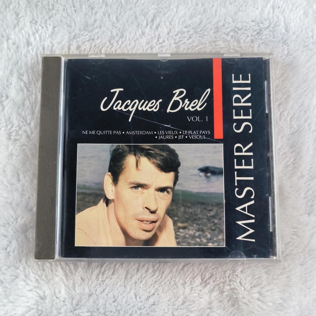 Jacques Brel Singing