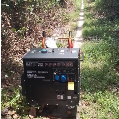 ปั่นไฟดีเซลตู้ทึบ (เสียงเงียบ)7.5kw. 220V. เครื่องยนต์15แรงม้ายี่ห้อPOWER HORSE กุญแจสตาร์ทพร้อม ...