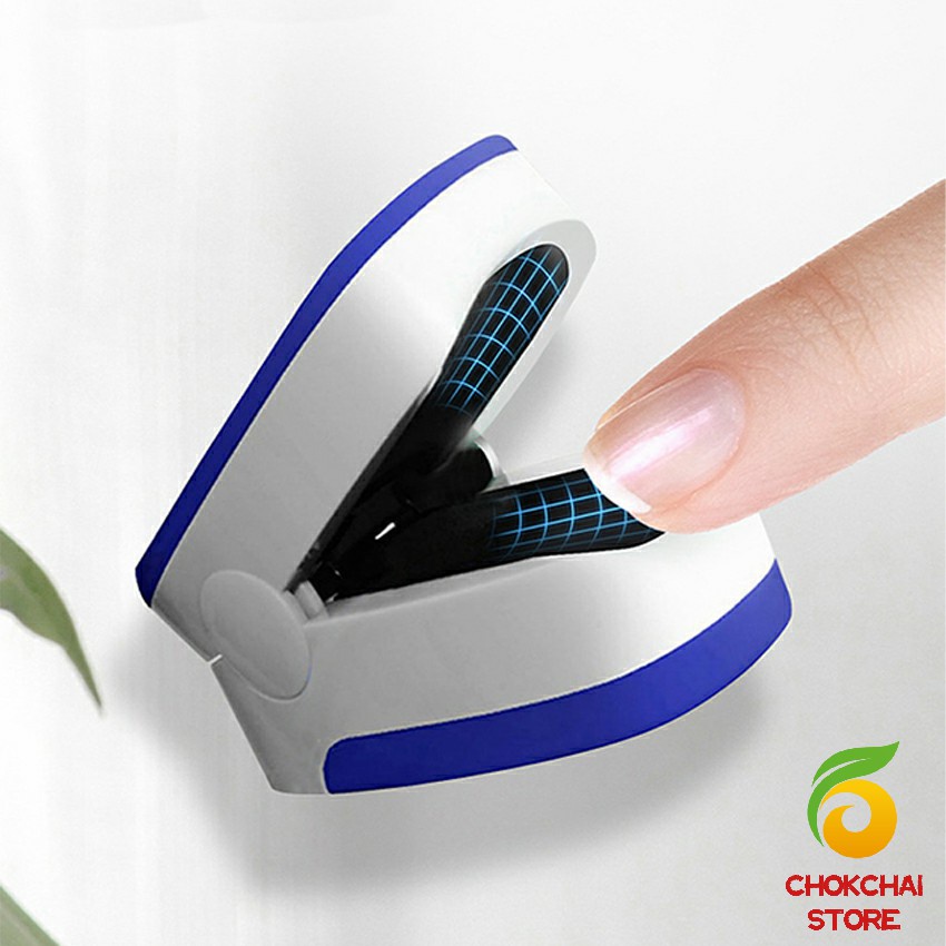 Chok LED เครื่องวัดชีพจร ด้านในมีเซ็นเซอร์วัดค่าปลายนิ้ว ใช้ถ่านขนาด ...