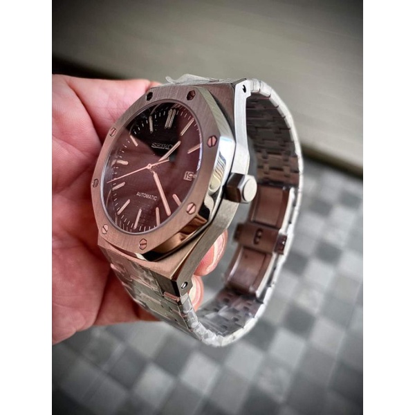 -Modify Ap black dial.-Patek nautilus rose gold brown.-Yatch master ...