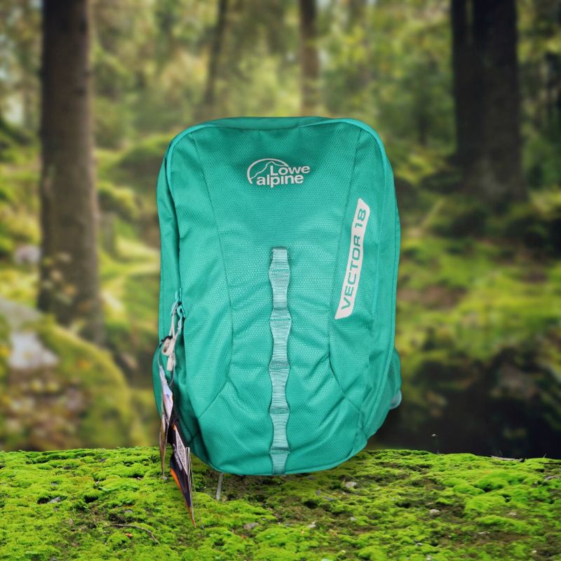 กระเป๋าเป้ ยี่ห้อLOWE ALPINE รุ่นVECTOR 18L DAY สี PACKPINE | Shopee ...