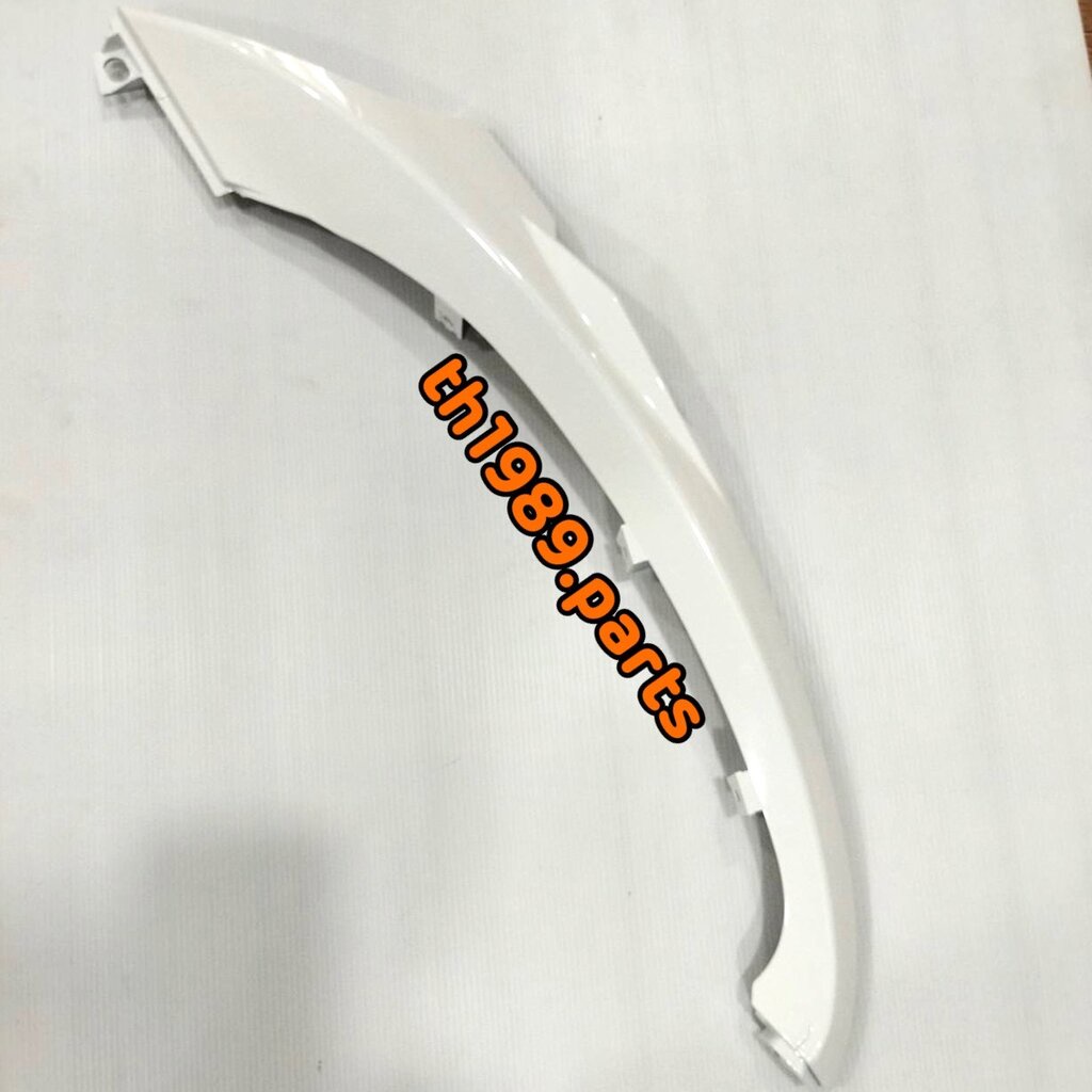 1YC-F8395-00-P5 ฝาคอนโซลข้างซ้ายสีขาวฟีโน่หัวฉีด FINO FI 115cc ...