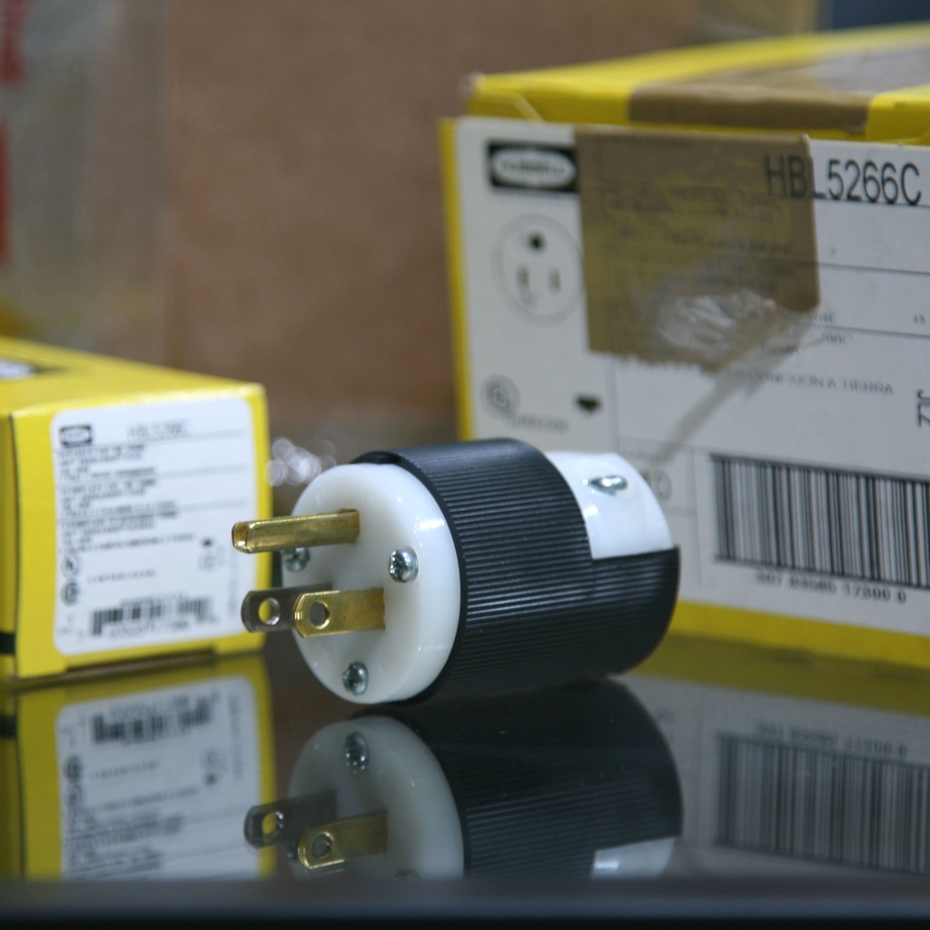 Hubbell HBL 5266C หัวปลั๊กไฟของแท้ นำเข้าจากอเมริกา | Shopee Thailand