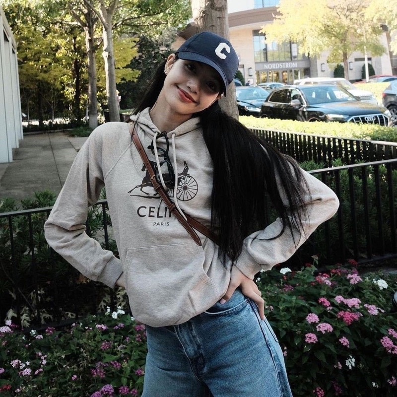 #pre หมวกแบบลิซ่าใส่ แบรนด์ Convernat🇰🇷 | Shopee Thailand