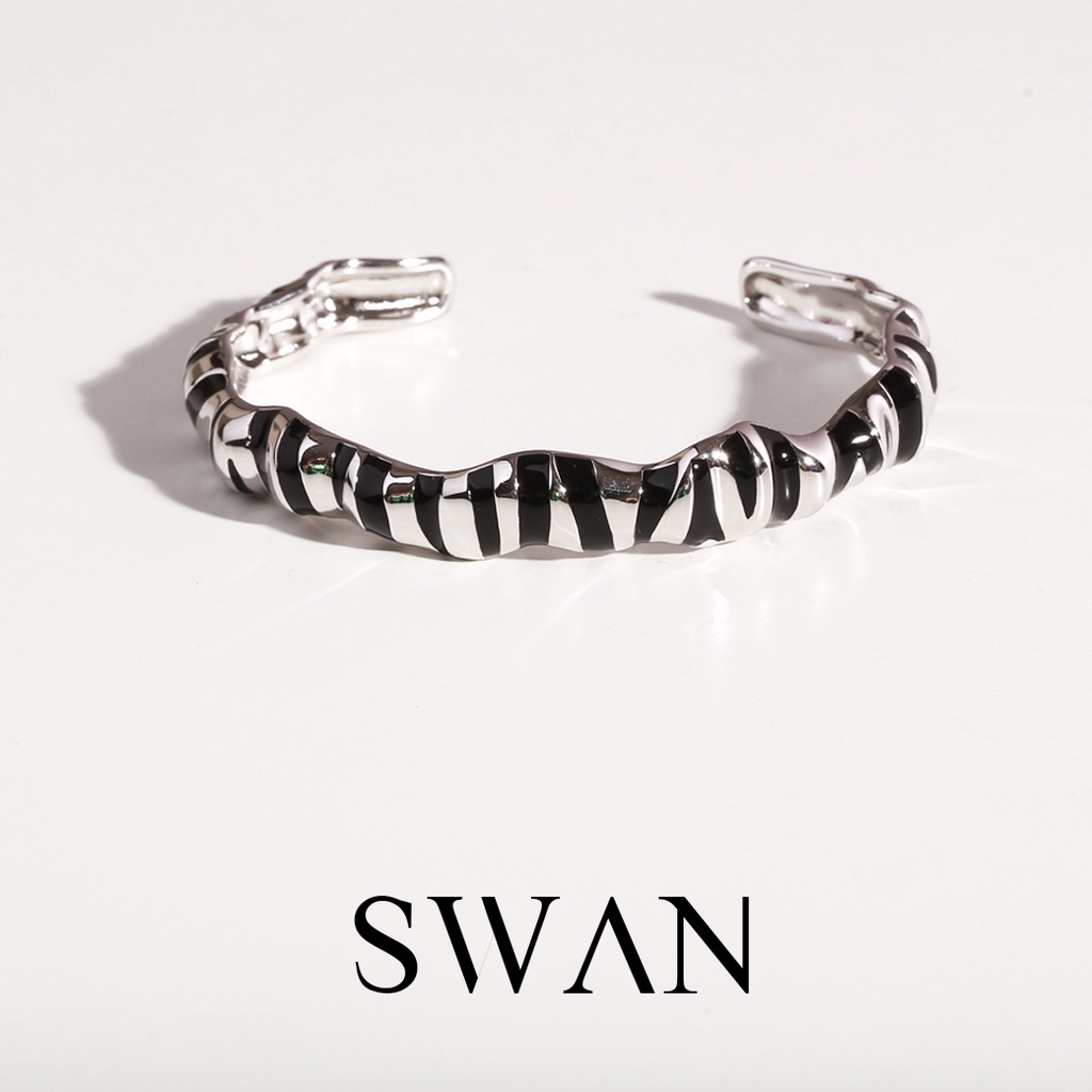 SWAN - Tiger Bangle กำไลเงินแท้ ชุบสี enamel ใส่แล้วไม่แพ้ | Shopee ...