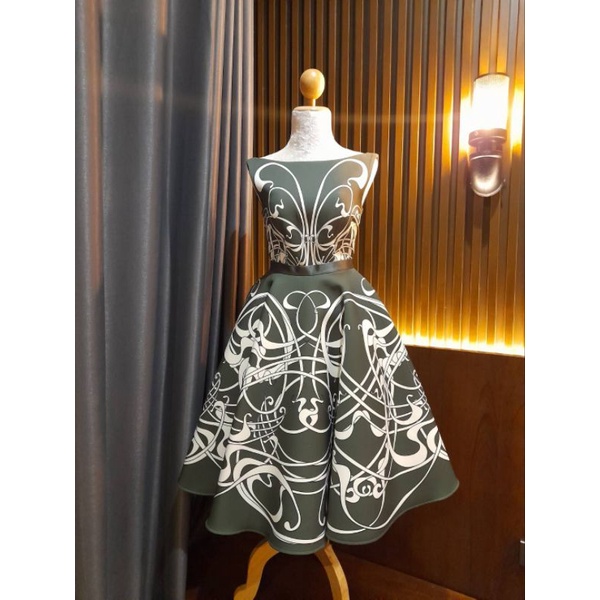 Poem brand แท้ 100% (skirt size 25L) ใส่ออกงานครั้งเดียว | Shopee Thailand