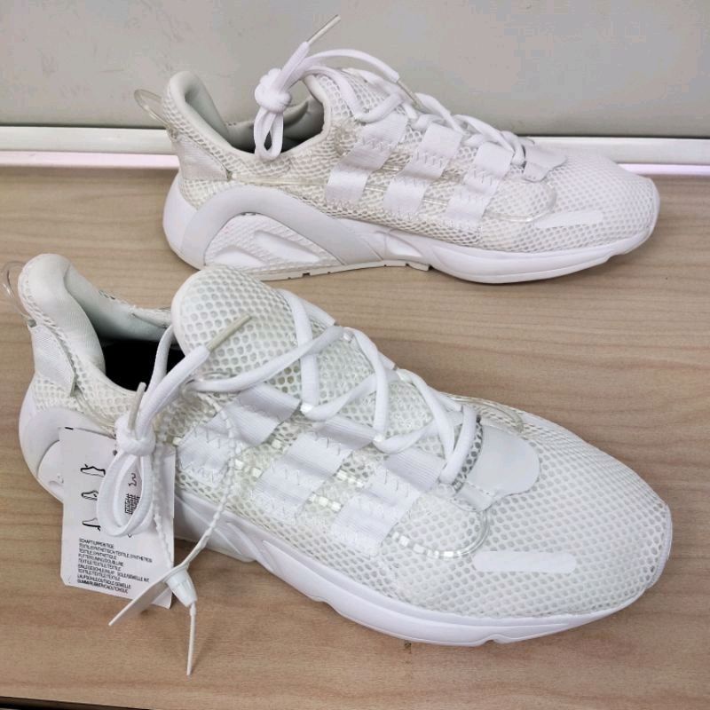สินค้าโล๊ะ เบอร์ 42 ไม่มีกล่อง adidas yeezy 600 | Shopee Thailand