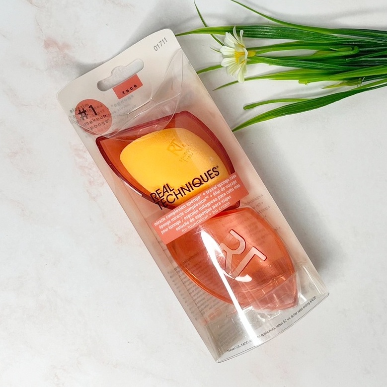 [Real Techniques®] Miracle Complexion Sponge + Travel Sponge Case ...
