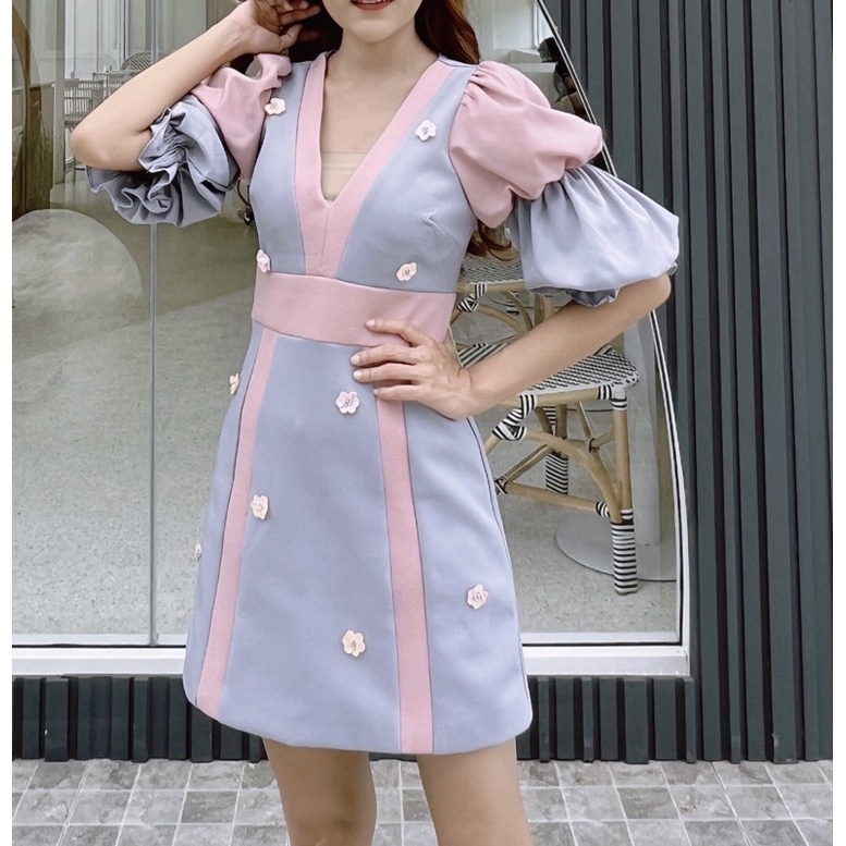 Maria diamond เดรสสั้น มือ 2 size S ใส่ 1 ครั้ง สีเทาๆฟ้าๆ ชมพู แขนพอง ...