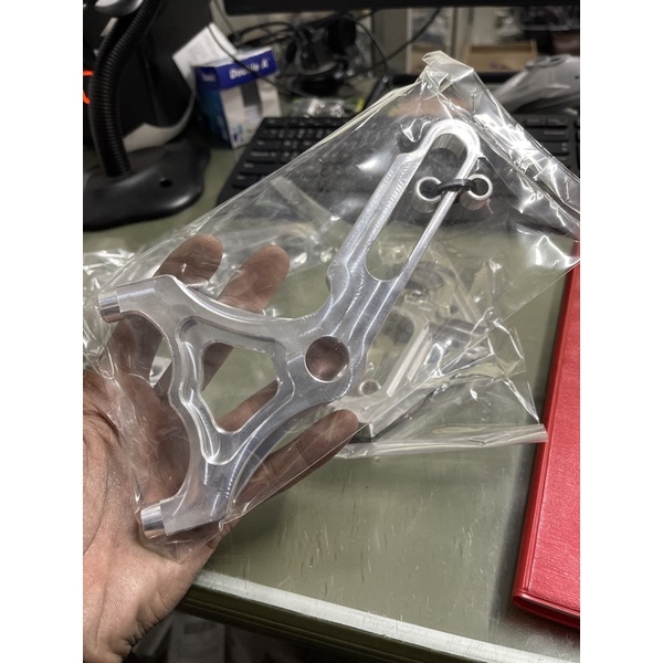 ขาปั้มรถไฟฟ้า Aj E2 Lion Q1 ขาหน้าและหลังจานเดิม 180-180-200-220 ...