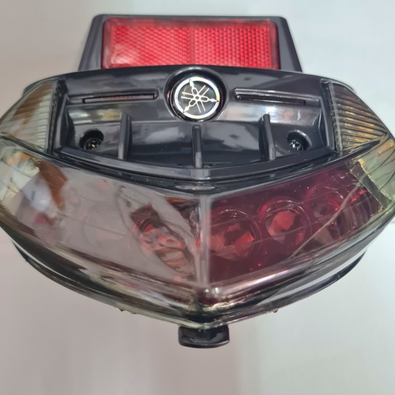 YAMAHA LC135 X1R TAIL LAMP TAIL LIGHT LAMPU BELAKANG TINTED SMOKE ...