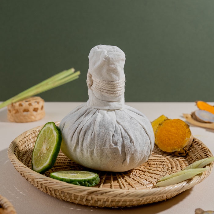 THAI WAN PLAI & GINGER BODY RELAXING POULTICE | Shopee Thailand