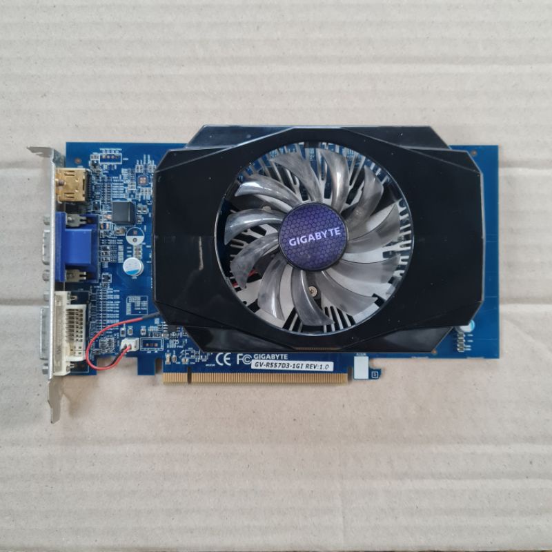 การ์ดจอ VGA PCI-E GIGABYTE AMD RADEON HD 5000 SERIES / ATI 5570 1GB ...