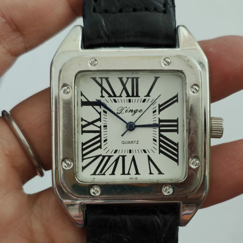 นาฬิกาญี่ปุ่นมือสอง tank watch หน้าขาวหลักโรมัน เรียบหรู ระบบ quartz ...