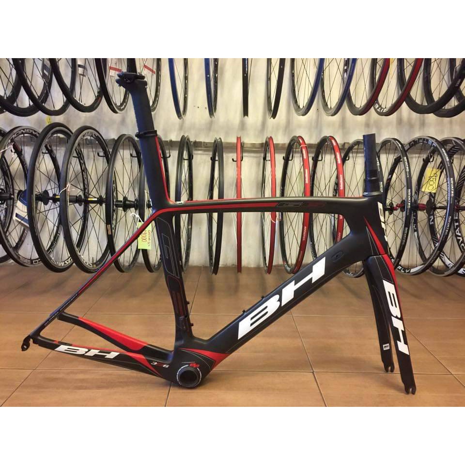 เฟรมเสือหมอบ คาร์บอน BH ROADBIKE G6 RIMBRAKE size M | Shopee Thailand