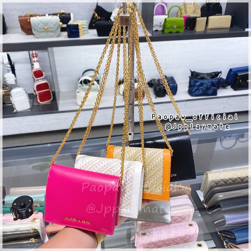 กระเป๋าสตางค์ Charles & Keith รุ่น Snap Button Mini Short Wallet : CK6 ...
