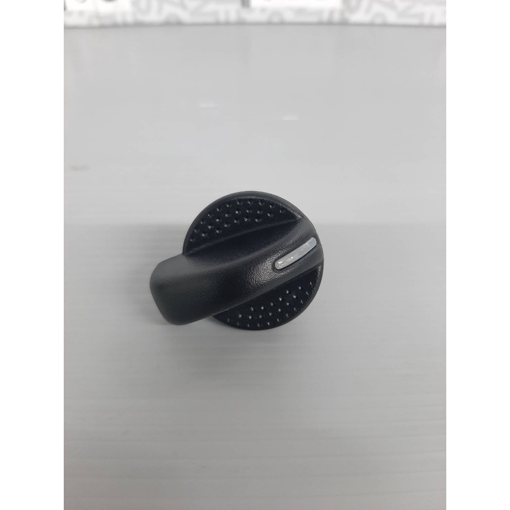 ลูกบิดสวิทซ์แอร์ (แบบหมุน) Nissan Neo N16 36401-E551 ราคาต่อชิ้น (เป็น ...