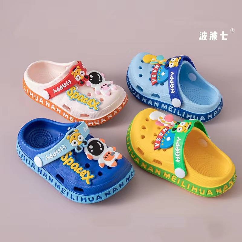 MX04 รองเท้าอวกาศแบบสวมมีรัดส้น สีสันสดใส | Shopee Thailand