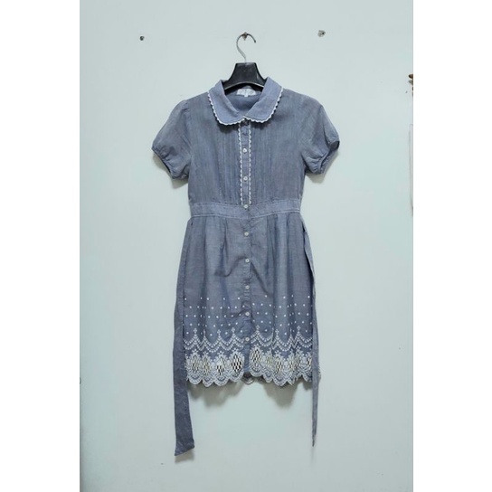 เดรสแขนสั้นปลายกระโปรงฉลุน่ารักมาก ป้าย laBala size 38 อก34" เอว28"สะโพก40"ยาว33" | Shopee Thailand