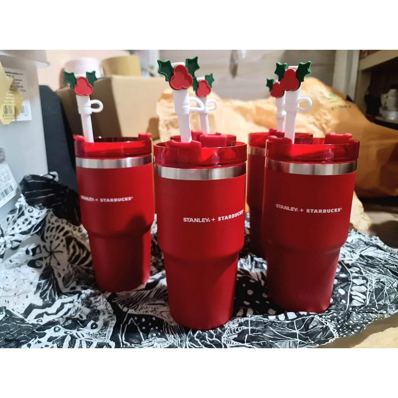 starbucks stanley red korea 22 oz with chrismas stopper ( Rare item ...