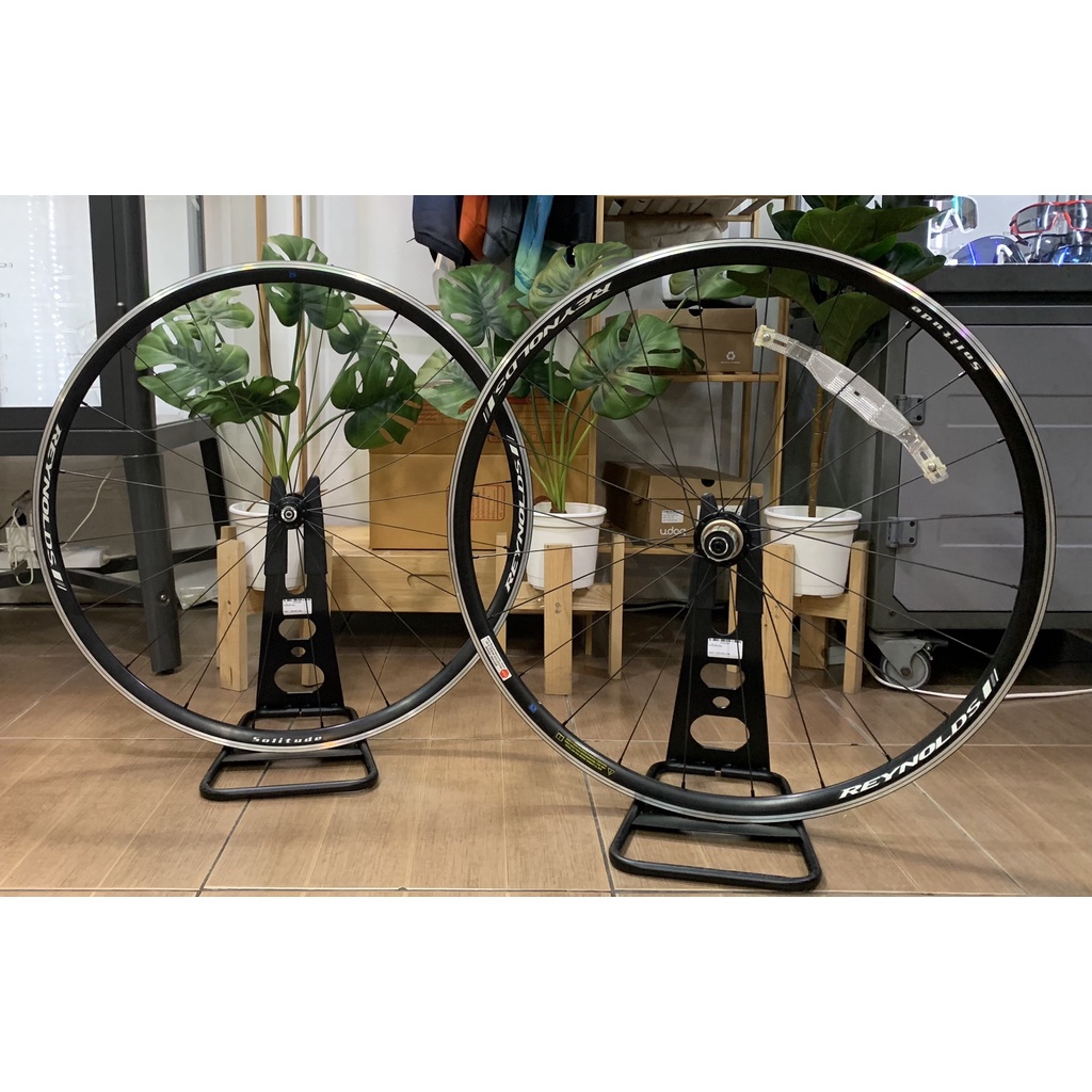 ล้อเสือหมอบ REYNOLDS SOLITUDE 700c อลูมีเนียม | Shopee Thailand