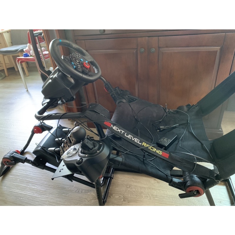 ชุดเก้าอี้พร้อมอุปกรณ์การเล่นครบชุด Logitech G29 Driving Force Racing ...