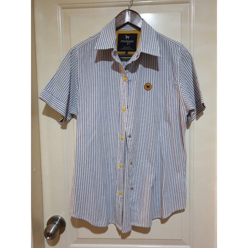 เสื้อเชิ้ตมือ 2 ยี่ห้อ muunique | Shopee Thailand