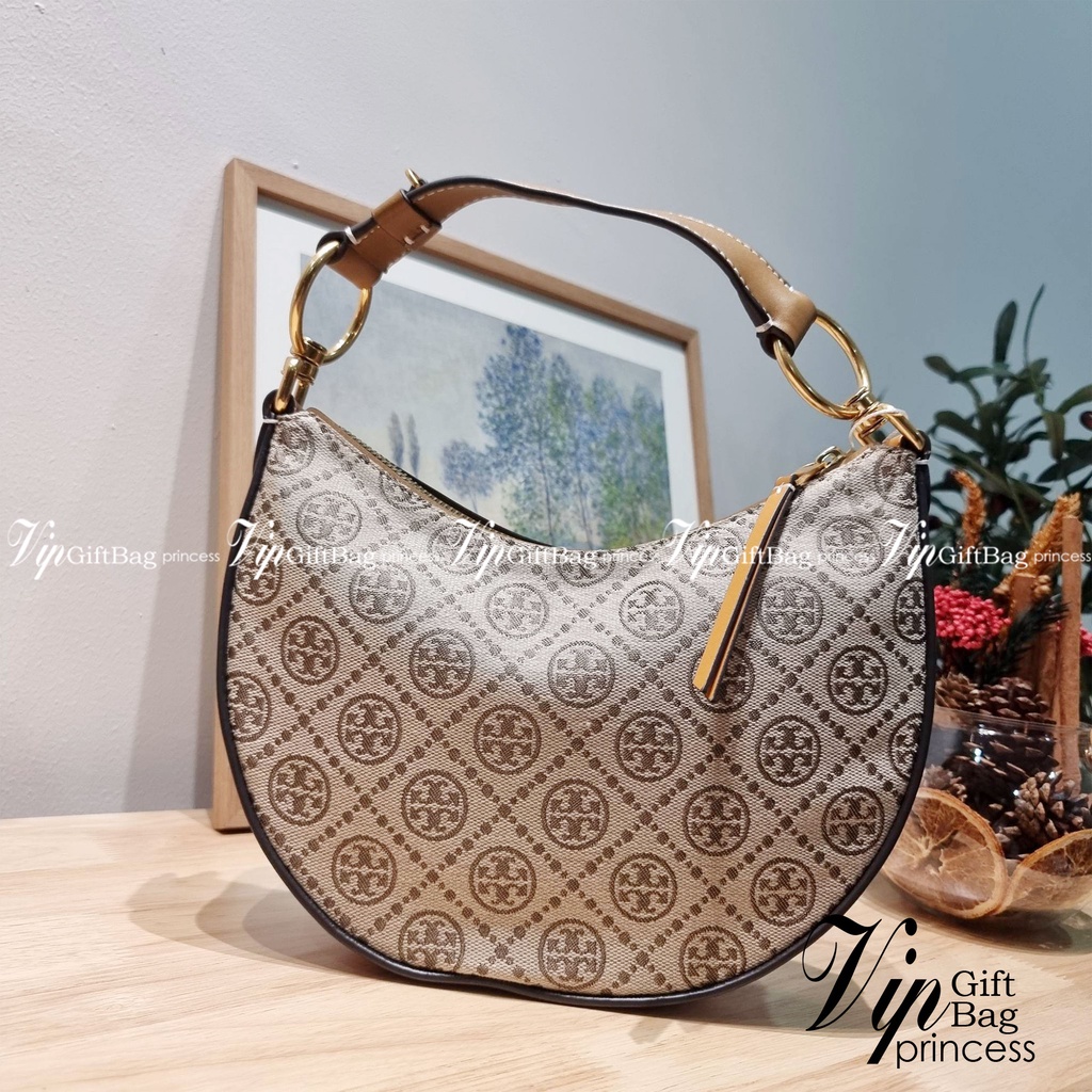 กระเป๋าทรง half moon : Tory Burch T Monogram Mini Crescent Bag / TORY ...